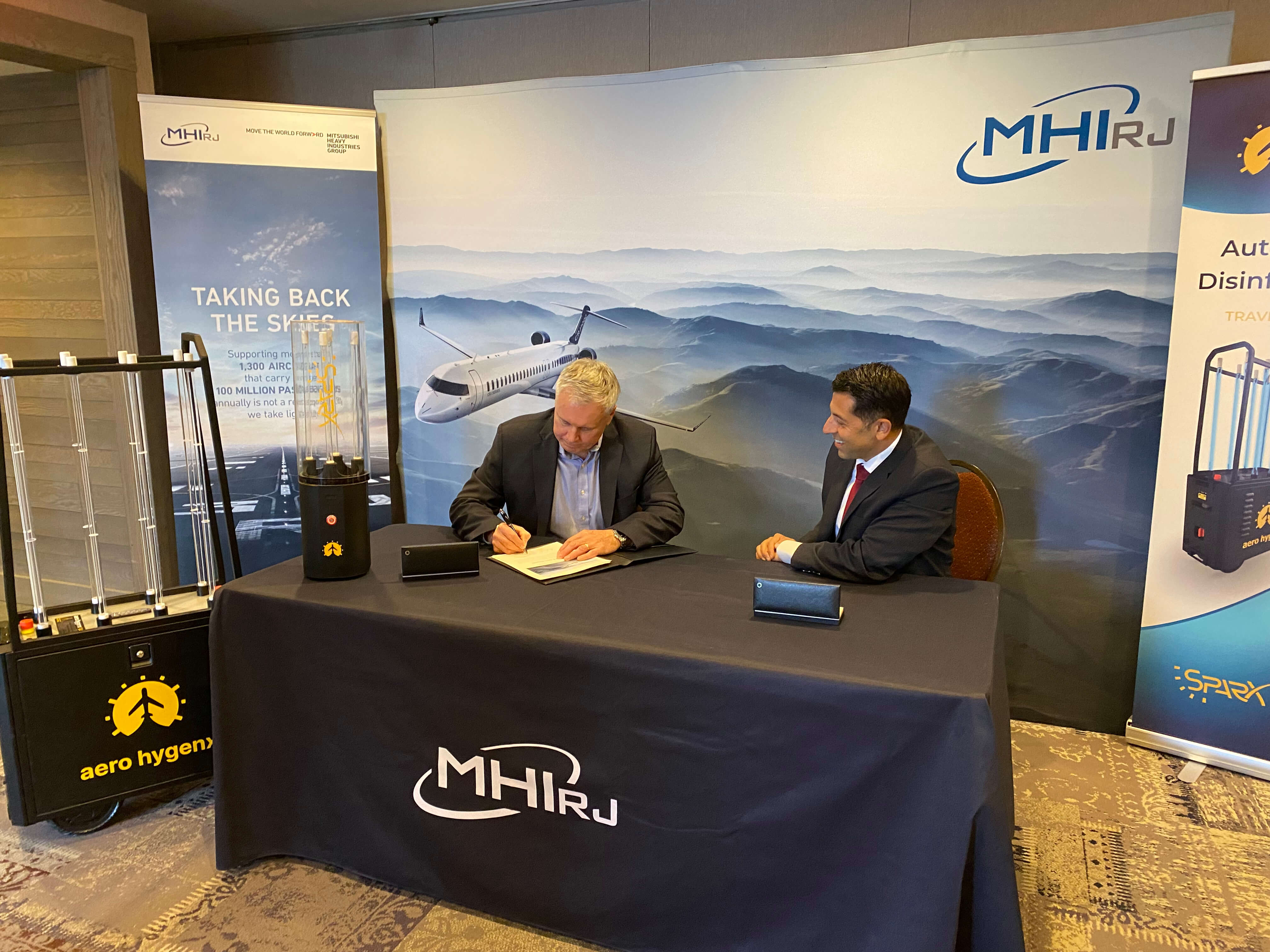 MHIRJ AND AERO HYGENX JOIN FOR THE MARKETING OF RAY UV-C ROBOT